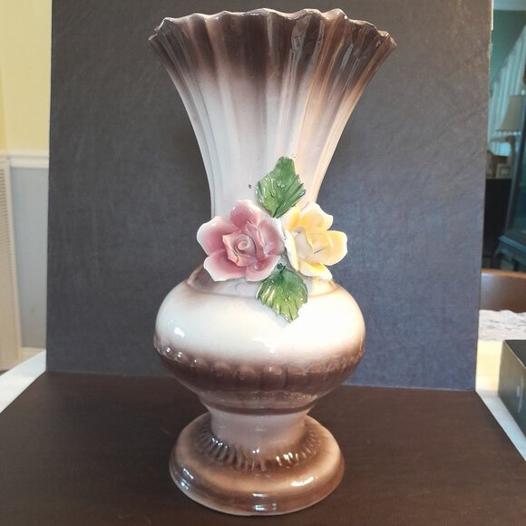 Capodimonte | Art | Vtg Italian Capodimonte Porcelain Vase | Poshmark
